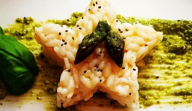 Come fare la stella di riso con asparagi e taleggio : Risotto.us | Il ...
